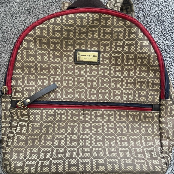 Tommy Hilfiger | Bags | Tommy Hilfiger Black And Red Interior Backpack ...